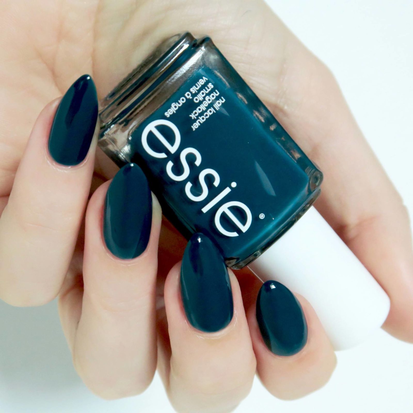 Essie Winter 2016 Christmas Collection // Talonted Lex